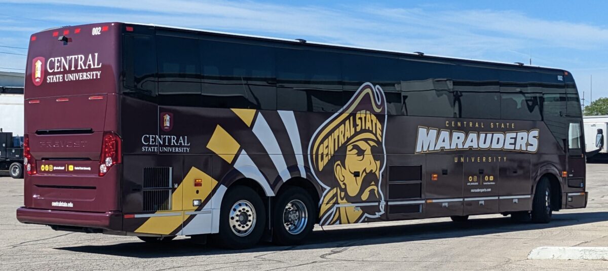 Guide to Athletic Bus Wraps - Indy Auto Graphics - Vehicle Wraps ...